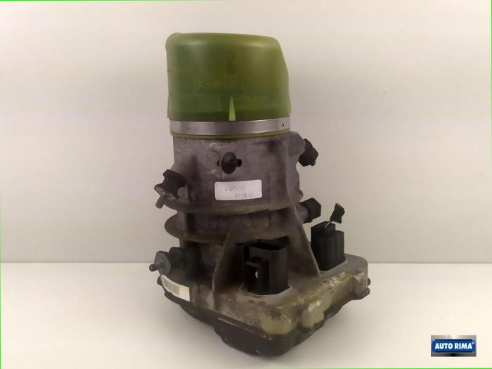 Stuurbekrachtiging Pompen met artikelnummer 36050681 voorraad