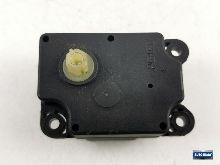 Kachelklep Motor Volvo V70 2.4 D5 20V 205 - 31348271 VOLVO