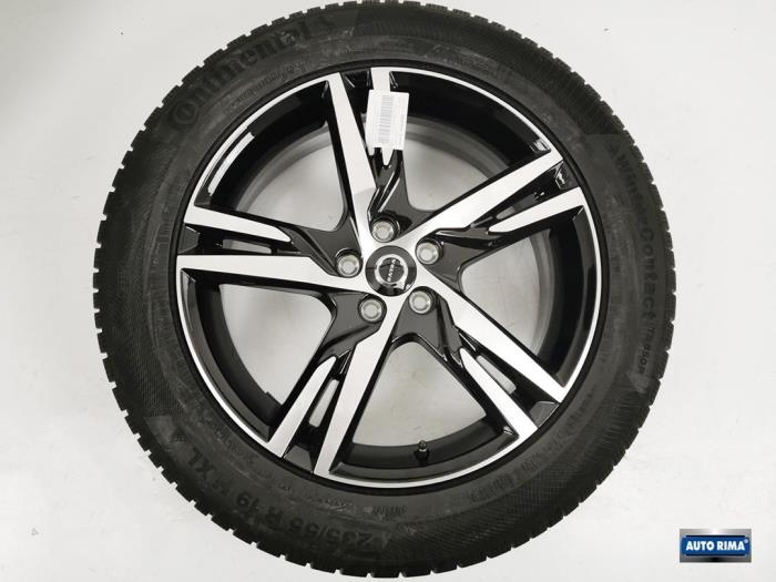 Sportvelgenset + winterbanden Volvo XC90 II 2.0 B5 Mild Hybrid ...