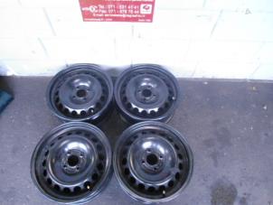 Gebruikte Renault Clio Velgen set - RE515027 Staal