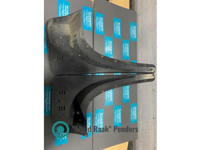 Voorbumper Mercedes ML I 2.7 270 CDI 20V - A1638901378