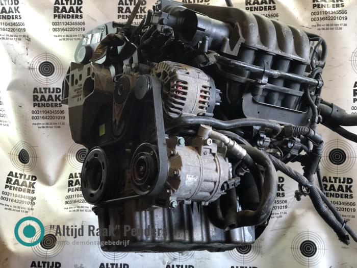 Motor Volkswagen Golf V 2.0 FSI 16V - 010621 BLR