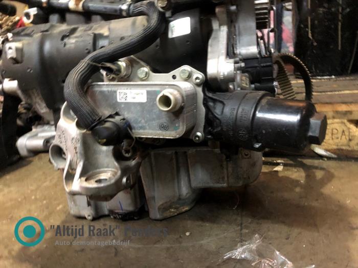 Oliefilterhuis Alfa Romeo Giulia 2.2d 180 16V - 55276011 55271040