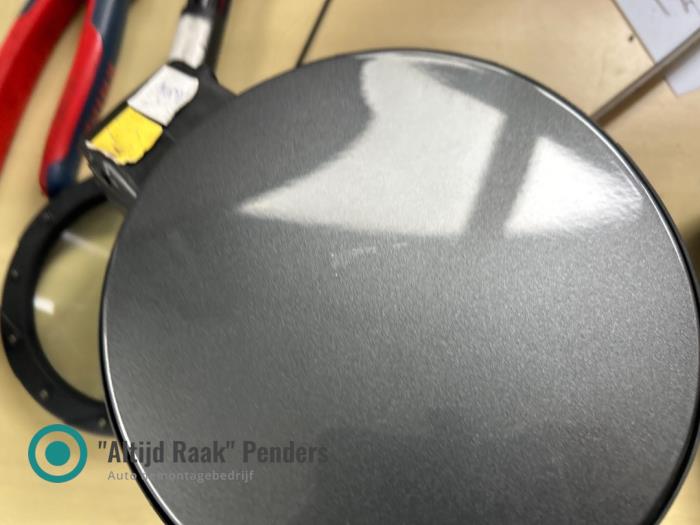 Tank Klep Volkswagen Polo V 1.2 12V - 18560R15