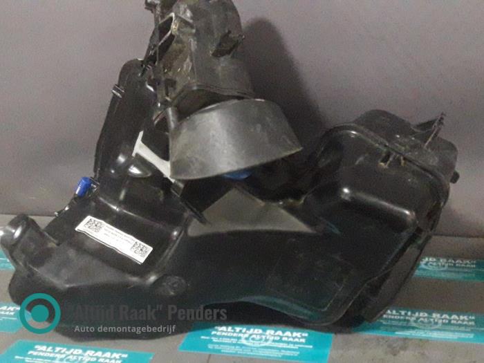 Adblue tanks met artikelnummer 2K5131877C voorraad