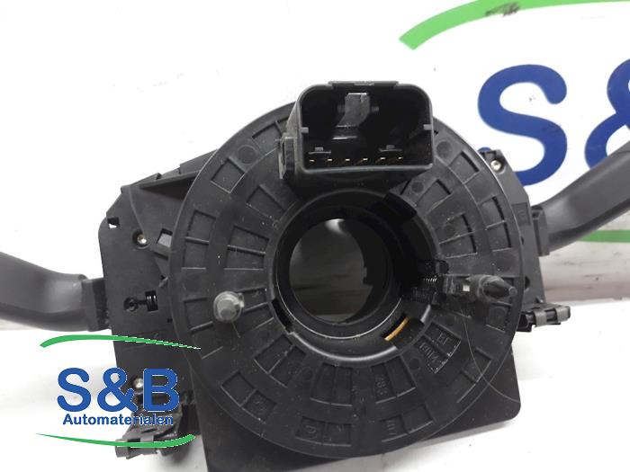 Gebruikte Volkswagen Polo (9N1/2/3) 1.2 12V Combischakelaar Stuurkolom ... Gebruikte Volkswagen Polo (9N1/2/3) 1.2 12V Combischakelaar Stuurkolom ...
