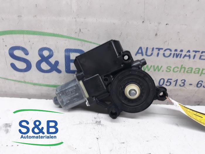 Raammotoren portier met artikelnummer 6R0959802B voorraad