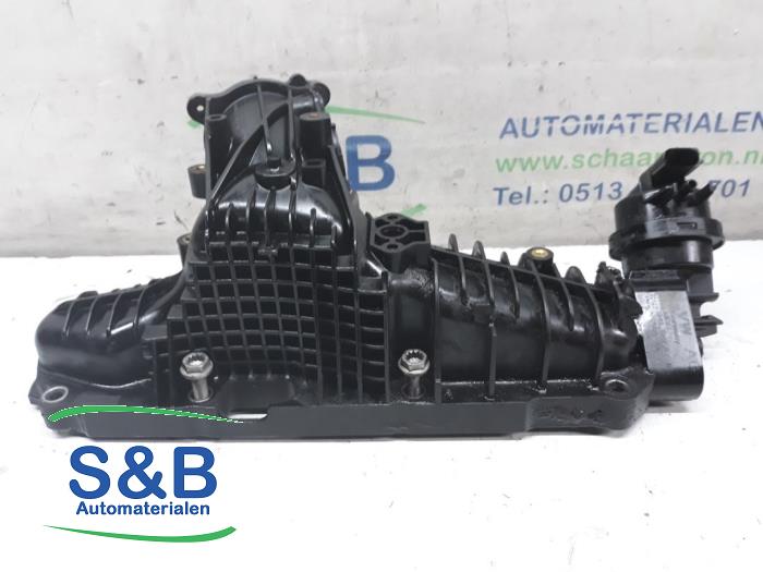 Inlaatspruitstukken met artikelnummer 04L129709E voorraad