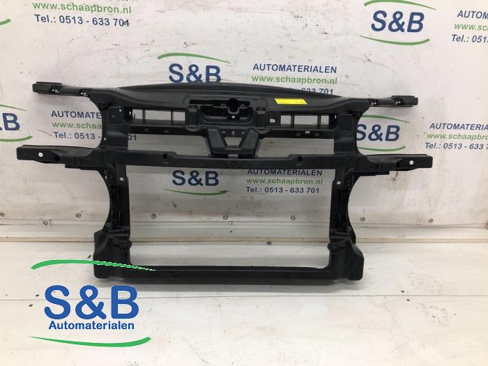 Frontpanelen met artikelnummer 2K0805588B voorraad