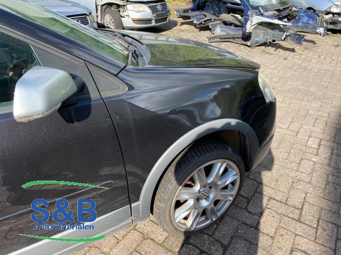 Scherm rechts-voor Volkswagen Polo IV 1.4 16V LC9Z - 6Q0821106E