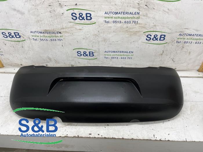 Volkswagen Fox Bumpers achter voorraad | Onderdelenlijn.nl