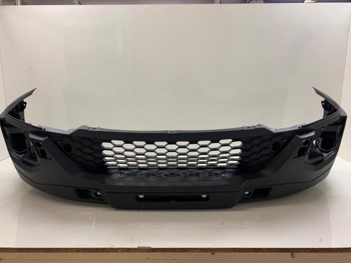 Iveco Daily Bumpers voor voorraad | Onderdelenlijn.nl