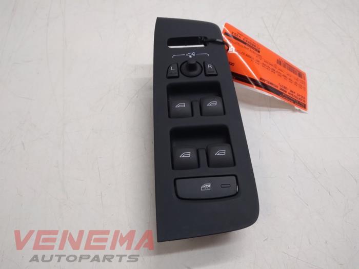 Elektrisch Raam Schakelaars met artikelnummer 31453232 voorraad