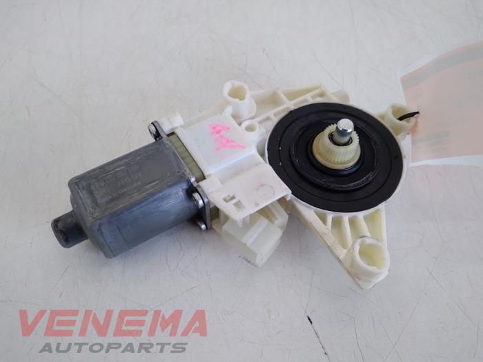 Raammotor Portier Mercedes Vito 1.6 111 CDI 16V - A4479063500 BROSE