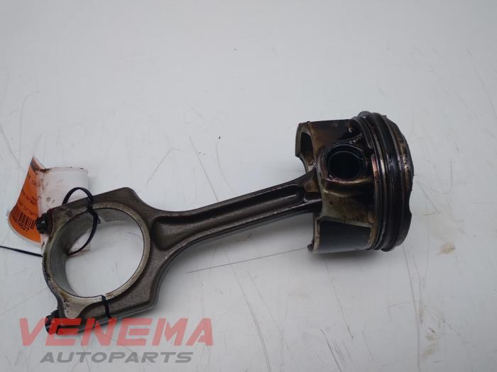 Zuiger BMW 1 serie 114i 1.6 16V - 11257601181 N13