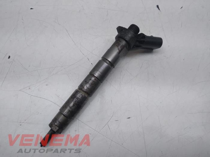 Verstuivers (diesel) met artikelnummer A6540700187 voorraad