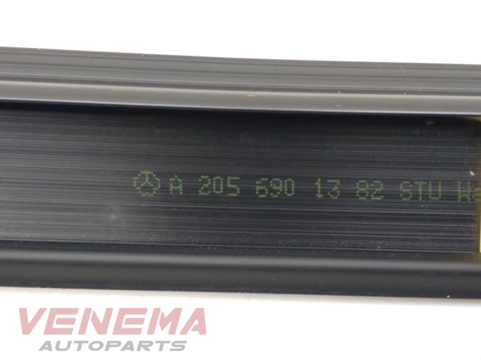 Daklijst links Mercedes C C-300 2.0 Turbo 16V - A2056901782 ORIGINEEL