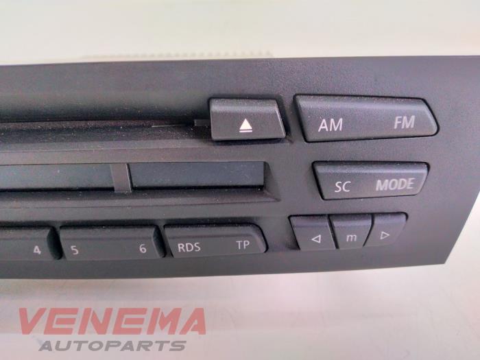Radio CD Speler - 65129232250 - VENEMA Auto's & Onderdelen ...