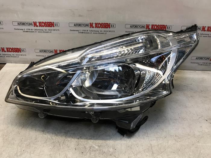 Koplampen links met artikelnummer 9802221880 voorraad