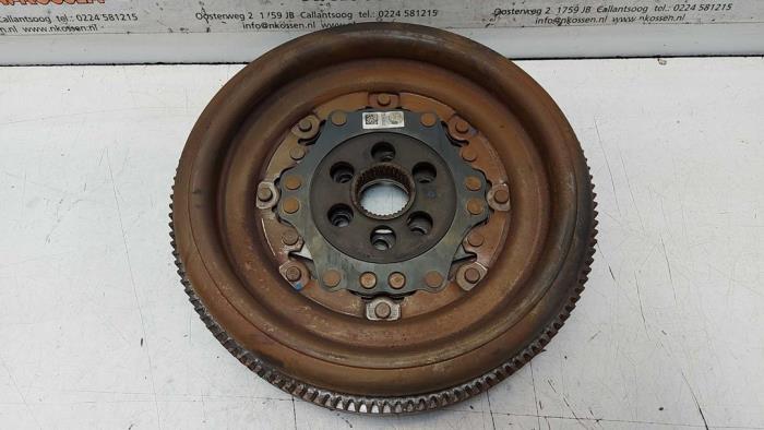 Dubbele massa vliegwielen met artikelnummer 03L105266DE voorraad