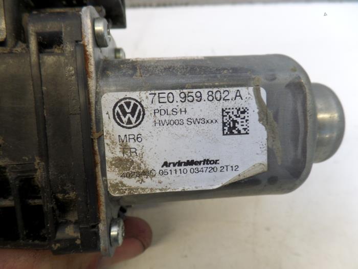 Gebruikte Volkswagen Transporter T5 2.0 TDI DRF Raammotor Portier ...