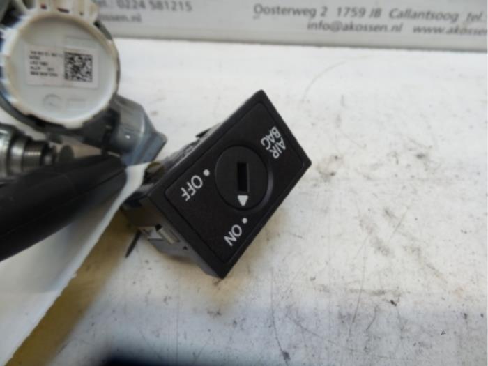 Slotenset Volkswagen Touran 2.0 TDI 16V 140 - 1K0953527D VALEO