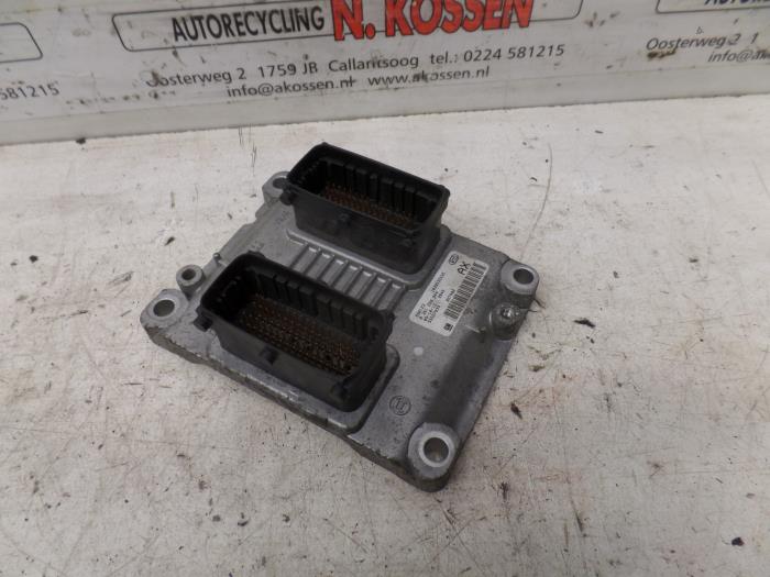Computer Motormanagement Opel Corsa - 55557933 Z12XEP