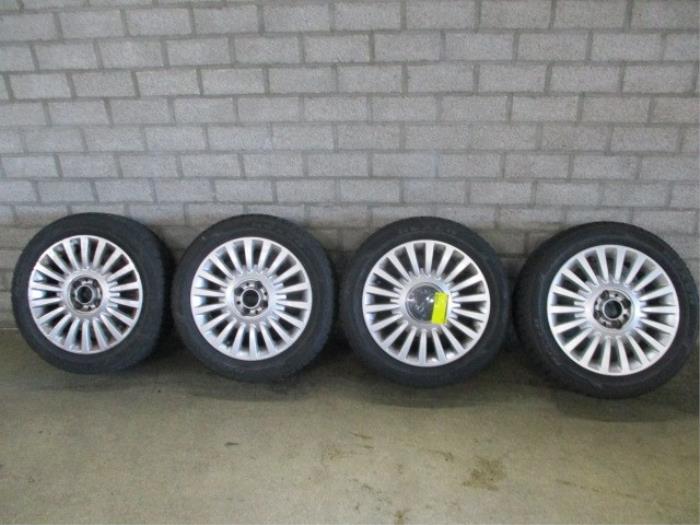 Sportvelgen Set - Lichtmetaal - Autodemontage Deumens BV