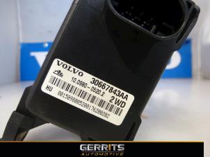 Gebruikte Volvo V70 2.4 D5 20V Stuurhoek sensor - 30667843