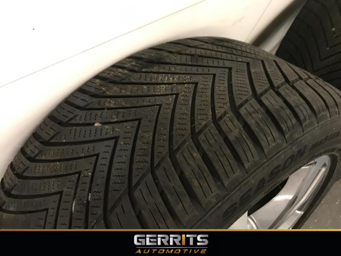 Velgen set + banden Mercedes E E-200 CDI 16V BlueEfficiency,BlueTEC ...