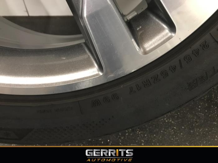 Velgen set + banden Mercedes E E-200 CDI 16V BlueEfficiency,BlueTEC ...