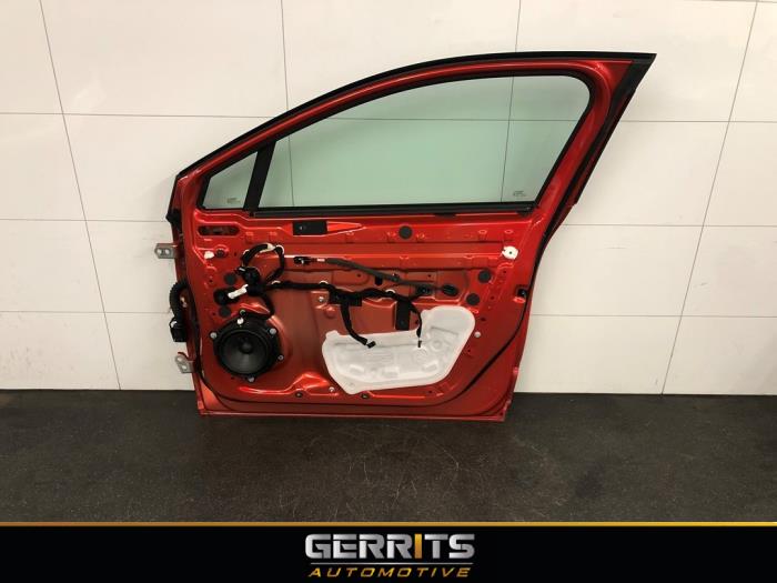 Portier 4Deurs rechts-voor Renault Clio V 1.0 TCe 100 12V TENNP - 00000