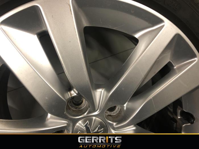 Velgen set + banden Peugeot 308 SW 1.6 BlueHDi 120 - 9677989577 ...