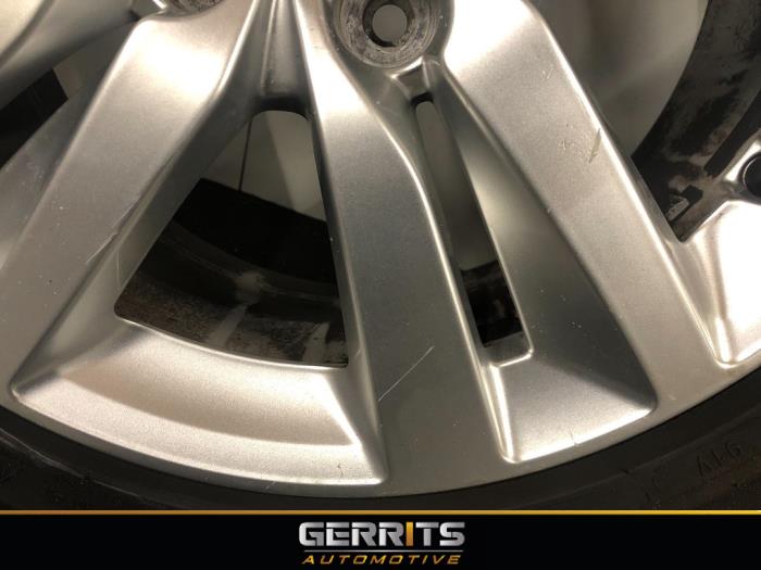 Velgen set + banden Peugeot 308 SW 1.6 BlueHDi 120 - 9677989577 ...