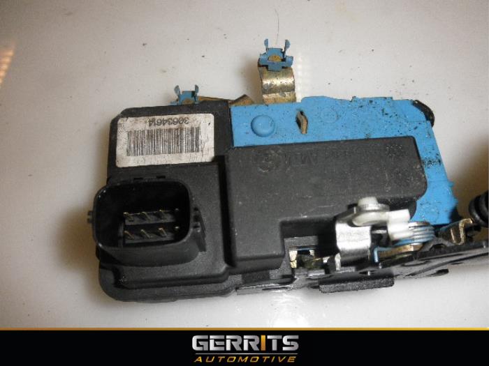 Slotmechaniek Portier 4Deurs links-voor Volvo S60 I 2.4 20V 170 - 30699746