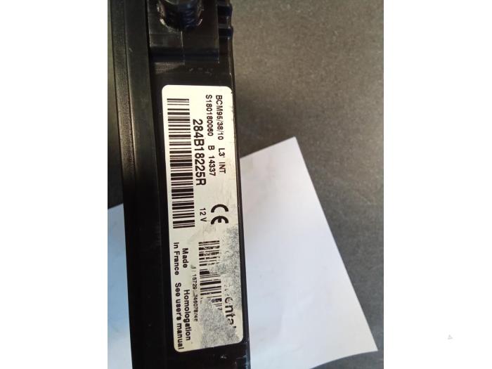 Computer Body Control Renault Scénic III 1.6 Energy dCi 130 ...