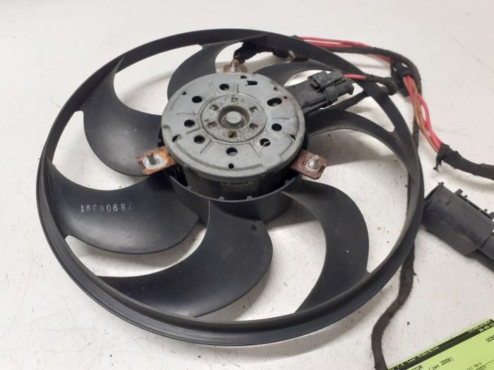 Koelvin Motor Mercedes Vito 2.2 109 CDI 16V - 0130303325 BOSCH