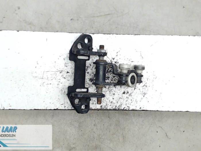 Schuifdeurrol rechts Mercedes Sprinter - A9067600347
