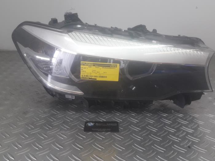 Gebruikte BMW 5-Serie Koplamp rechts - 63117214954