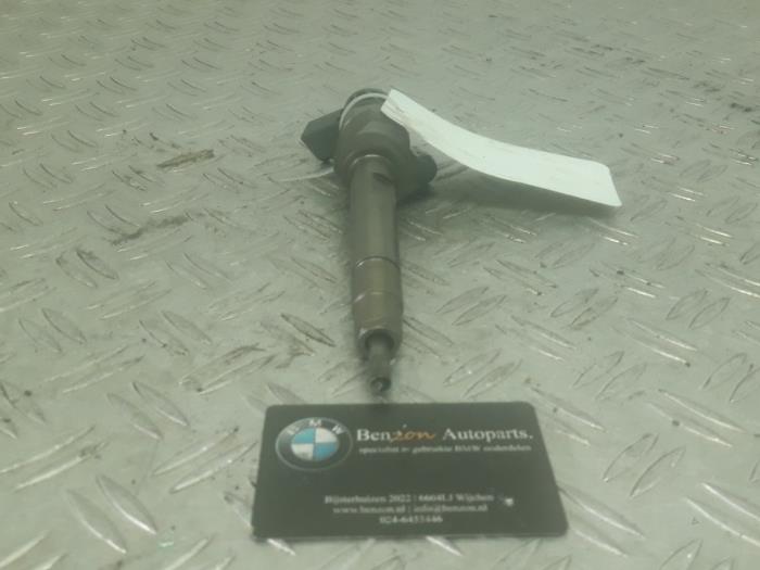 Verstuivers (diesel) met artikelnummer 13537810702 voorraad