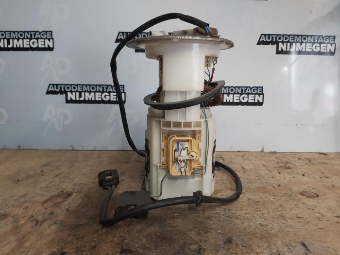 Benzinepomp Mercedes A 1.4 A-140 - 228235011001 VDO