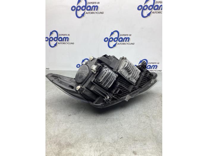 Koplamp links Mercedes V 2.1 250 BlueTEC, 250 d 16V - A4479062001