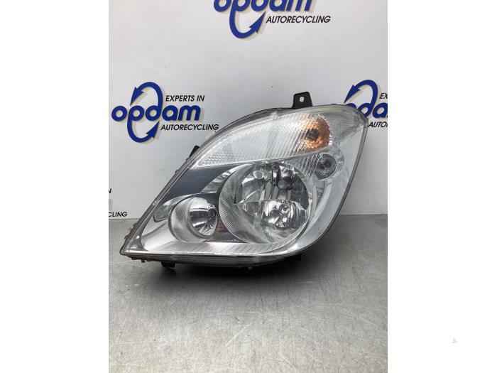 Koplampen links met artikelnummer 9068200161 voorraad