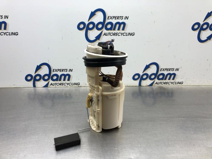 Benzinepomp Volkswagen Golf IV 1.6 16V - 1J0919051H AZD VDO