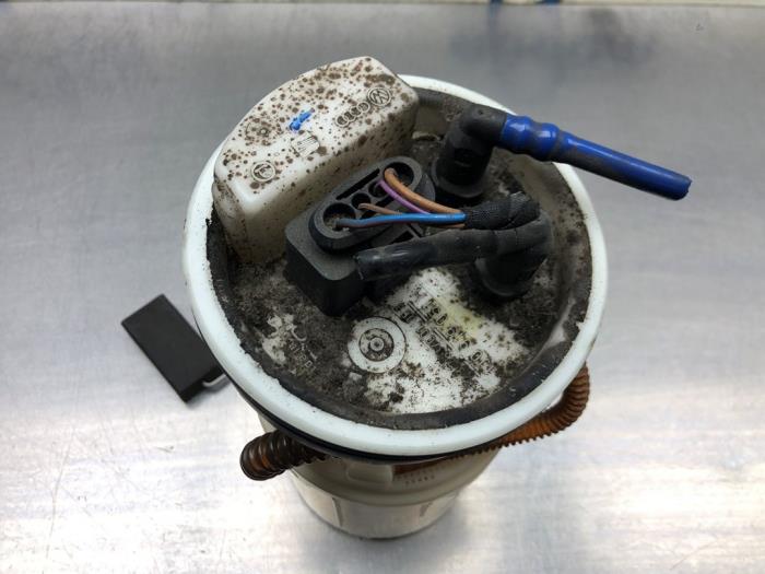 Benzinepomp Volkswagen Golf IV 1.6 16V - 1J0919051H AZD VDO