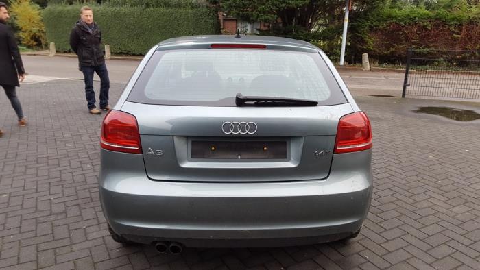 Achterklep Audi A3 1.4 TFSI 16V LY7E - 8P3827023AF
