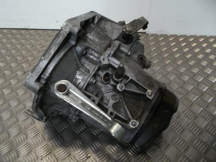 Versnellingsbak Peugeot 206+ 1.4 XS - 2231X6 KFT 20CA01