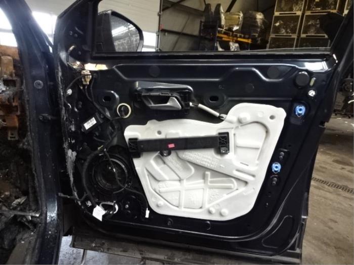 Portier 4Deurs rechts-voor Peugeot 5008 II 2.0 BlueHDi 150 16V KGN ...