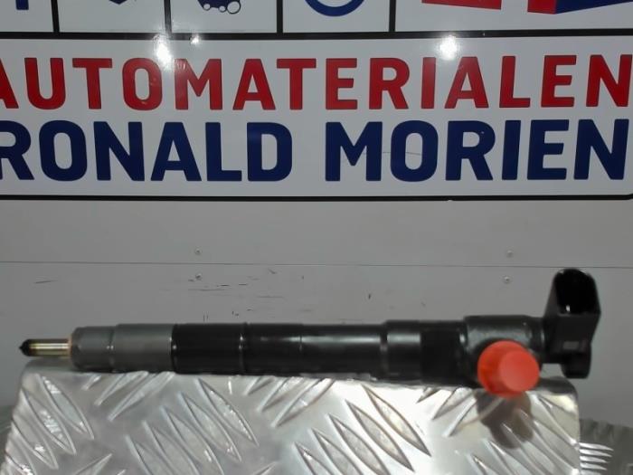 Verstuivers (diesel) met artikelnummer 03N130277 voorraad