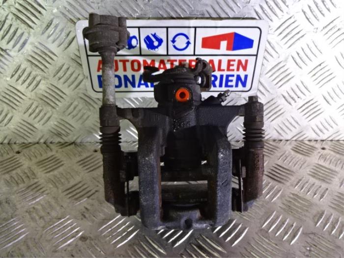 Gebruikte Opel Astra Remklauw (Tang) rechts-achter - 13300862 ...